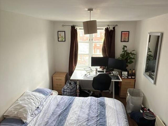 Apartment at Weston Street, Greater London