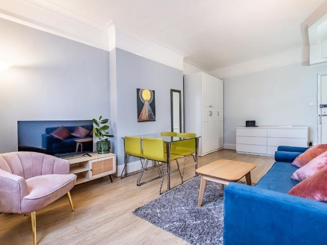 Apartment at Westbourne Terrace, City of Westminster