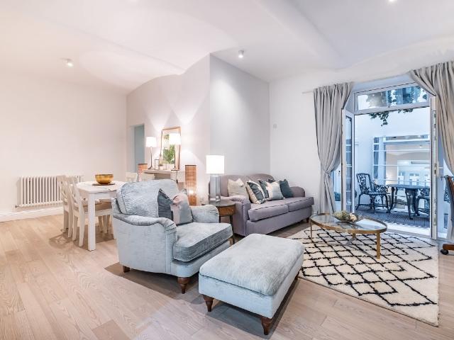 Apartment at Westbourne Terrace, City of Westminster