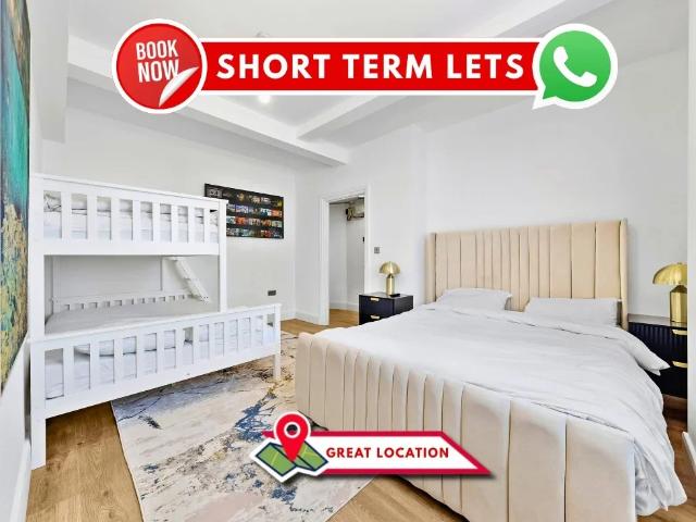Apartment at Westbourne Terrace, City of Westminster