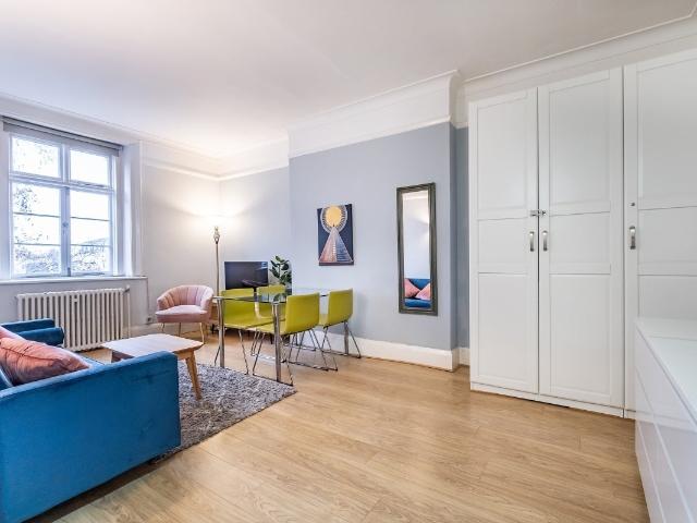 Apartment at Westbourne Terrace, City of Westminster