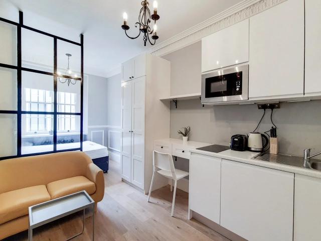 Apartment at Westbourne Terrace, City of Westminster
