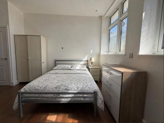 Apartment at Westbourne Court, Greater London