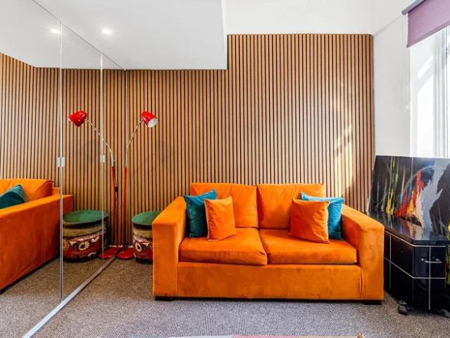 Apartment at Westbourne Gardens, City of Westminster