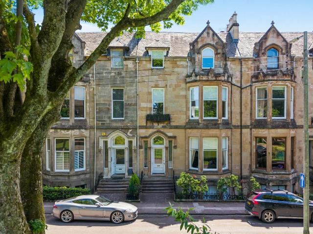 Apartment at Westbourne Gardens South, Glasgow