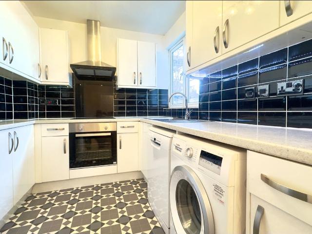 Apartment at Westbourne Grove Terrace, City of Westminster