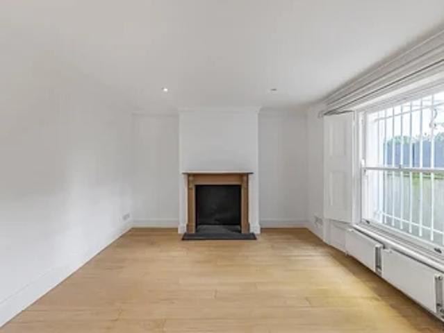 Apartment at Westbourne Grove, Greater London