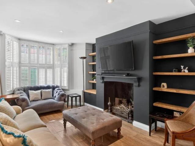 Apartment at Westbourne Road, Greater London
