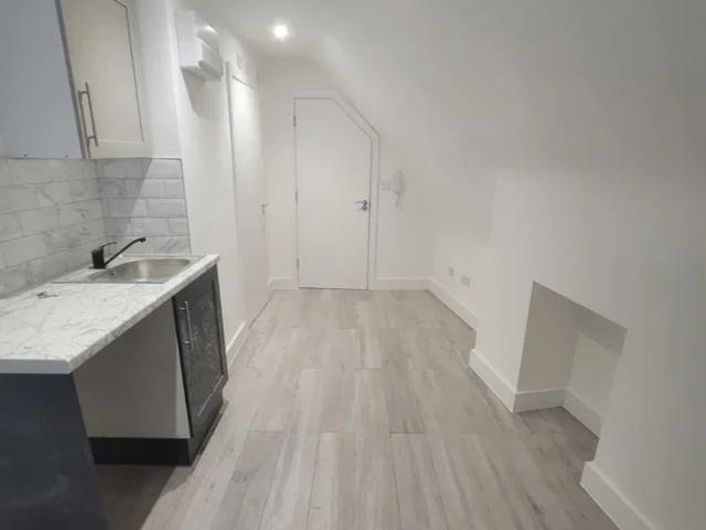 Room at Westcote Road, Greater London