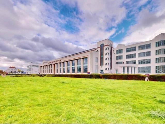Apartment at Western Avenue, Greater London
