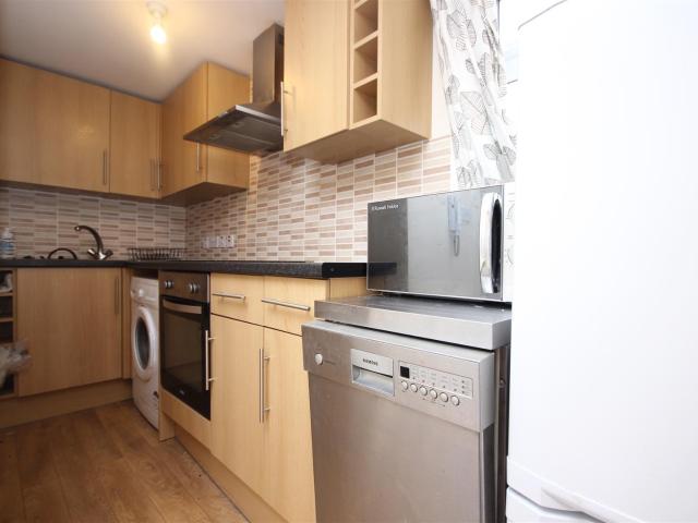 Apartment at Western Avenue, Greater London