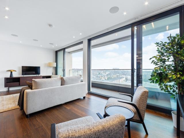 Apartment at Western Avenue, Greater London