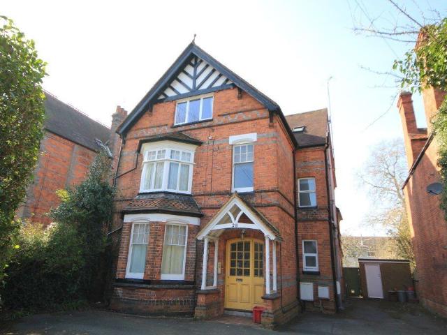 Apartment at Western Elms Avenue, Reading