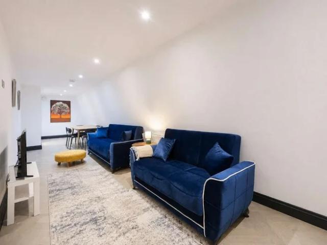 Apartment at Western Road, Brighton