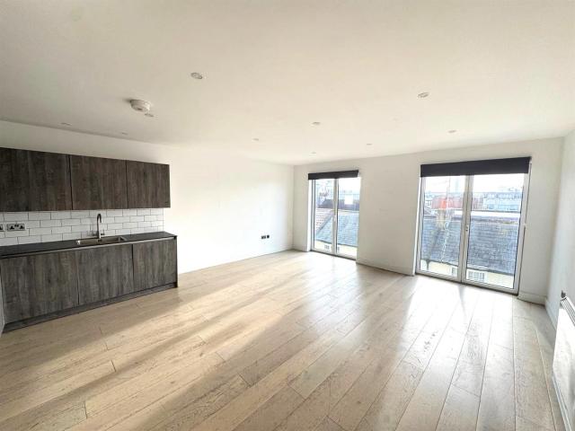 Apartment at Western Road, Brighton