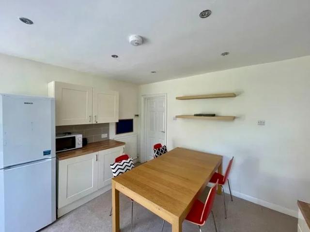 Apartment at Western Road, Sheffield