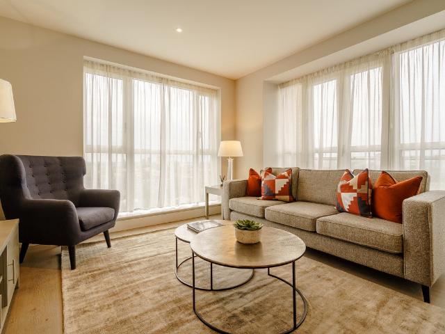 Apartment at Westferry Circus, Greater London