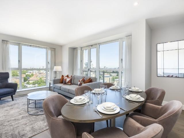 Apartment at Westferry Circus, Greater London