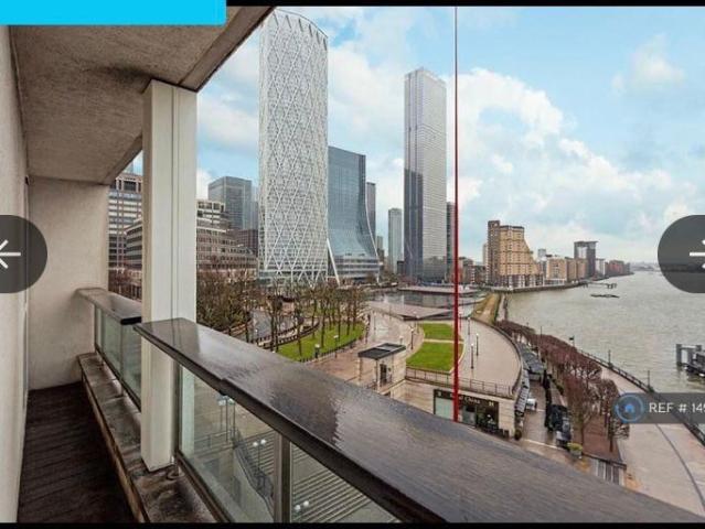 Apartment at Westferry Circus, Greater London