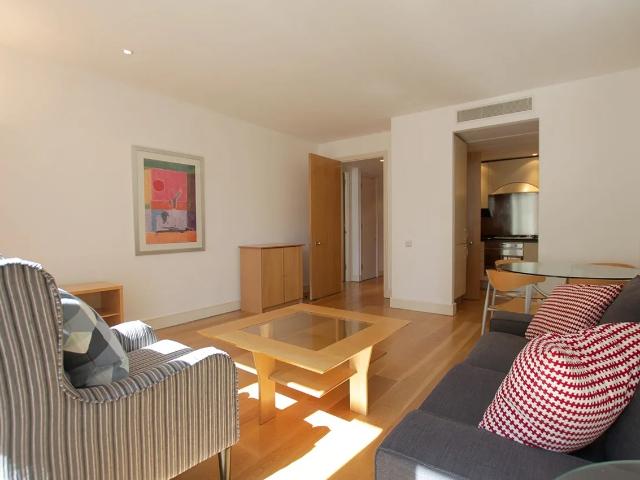 Apartment at Westferry Circus, Greater London