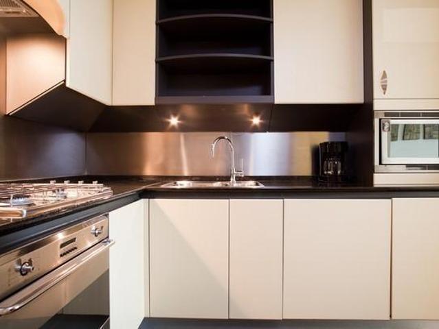 Apartment at Westferry Circus, Greater London