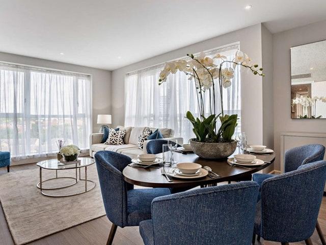Apartment at Westferry Circus, Greater London
