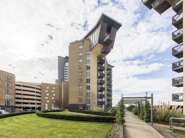 Apartment at Westferry Road, Greater London