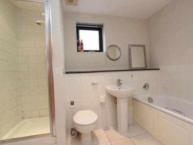 Apartment at Westferry Road, Greater London