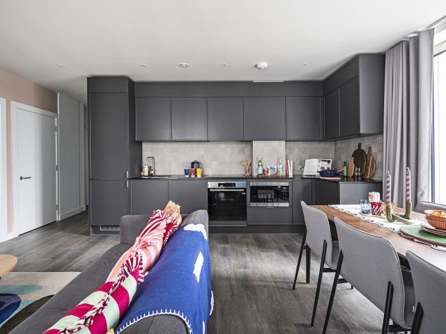 Apartment at Westfield Avenue, Greater London