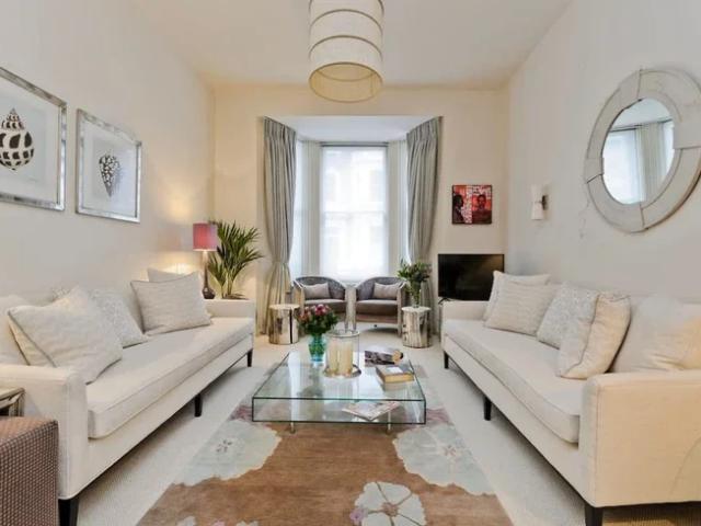Apartment at Westgate Terrace, Greater London