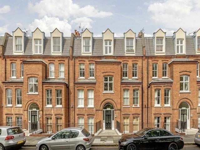 Apartment at Westville Road, Greater London