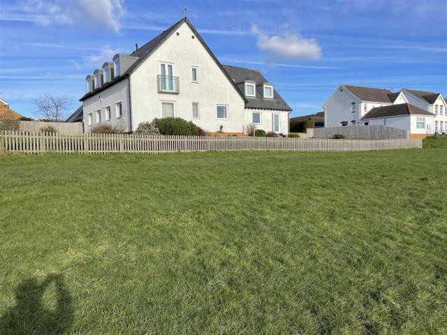 Apartment at Westward Rise, Barry