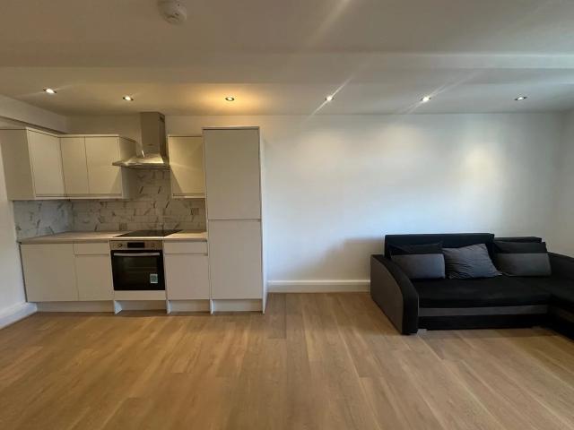 Apartment at Whymark Avenue, Greater London