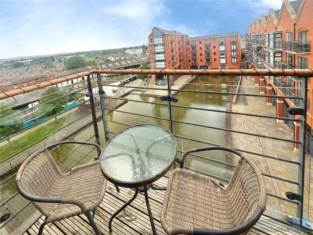Apartment at Wharf View, Chester