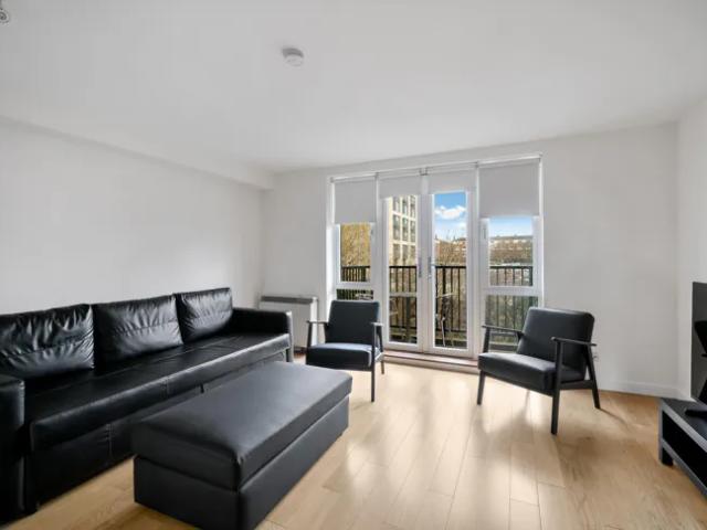 Apartment at Wharfdale Road, Greater London