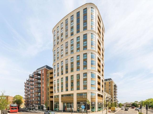 Apartment at Wheatfield Way, Greater London