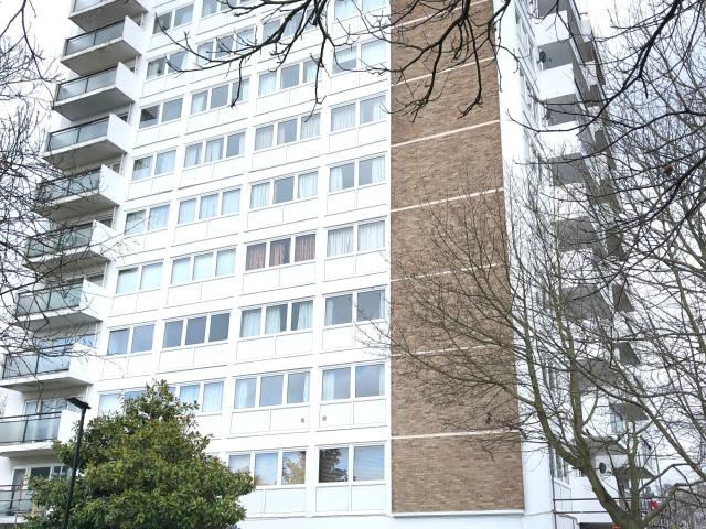 Apartment at Wheatlands, Greater London