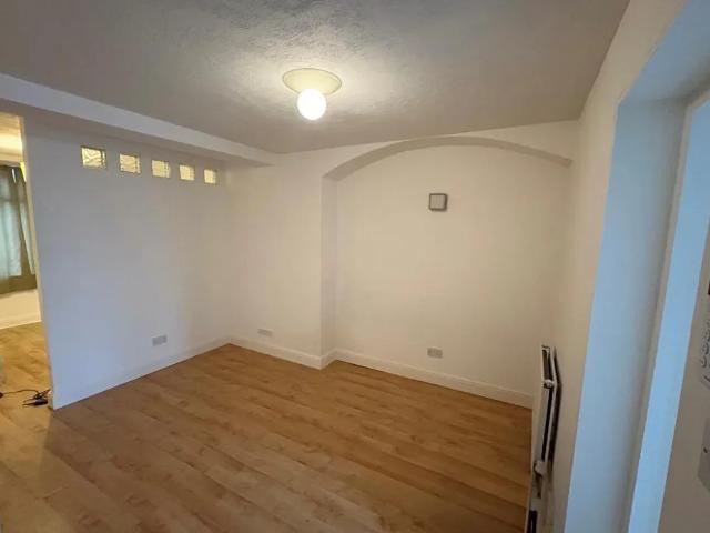 Apartment at Wheatley Hall Road, Doncaster