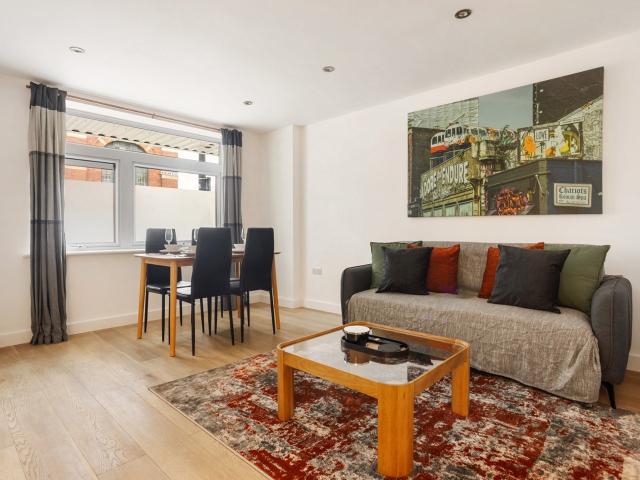 Apartment at Wheler Street, Greater London