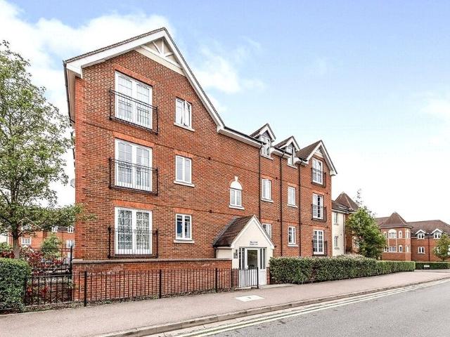 Apartment at Whinbush Road, North Hertfordshire