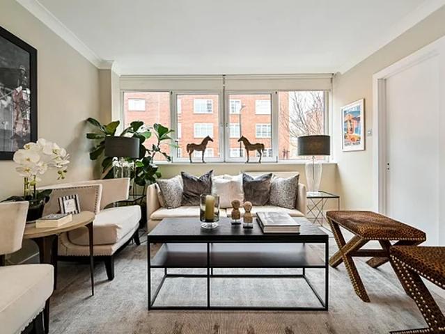 Apartment at Whistler Square, City of Westminster