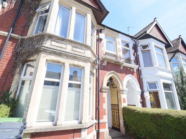 Apartment at Whitchurch Road, Cardiff
