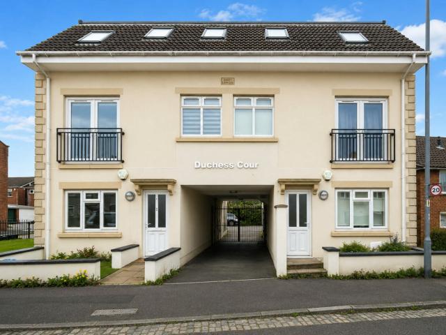 Apartment at Whiteway Road, Bristol