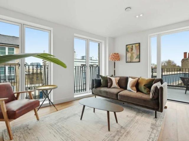 Apartment at White Horse Road, Greater London
