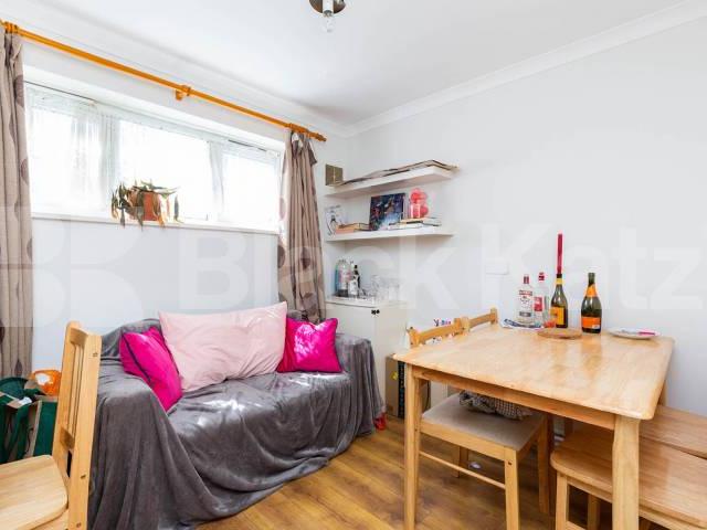 Apartment at White Lion Street, Greater London