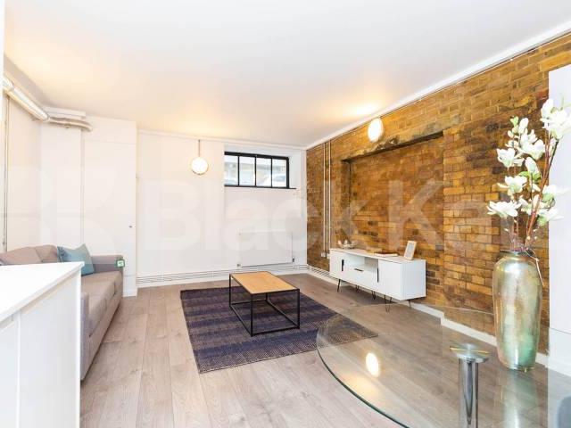 Apartment at White Lion Street, Greater London