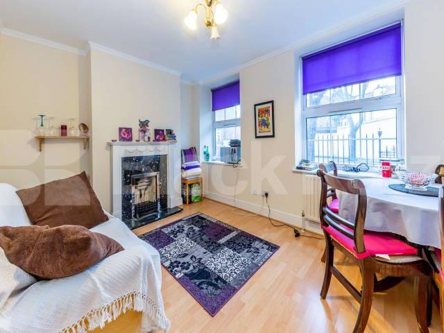 Apartment at White Lion Street, Greater London