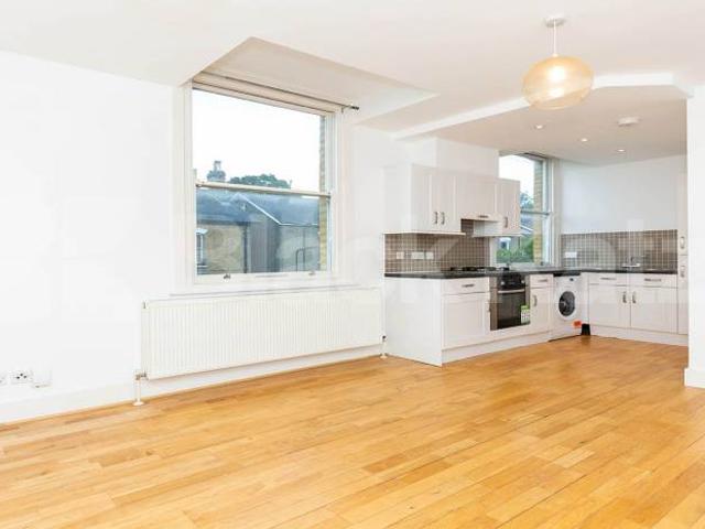 Apartment at White Lion Street, Greater London
