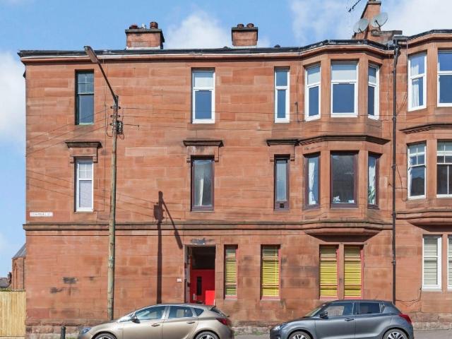 Apartment at White Street, Glasgow