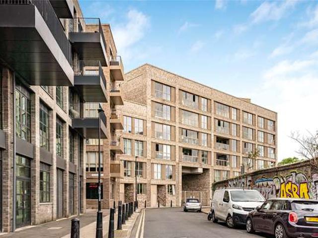 Apartment at White Post Lane, Greater London